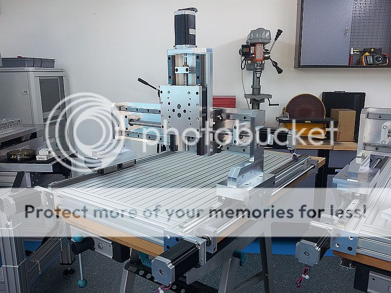 Build Thread cnc router , aluminum frame , pics only ...