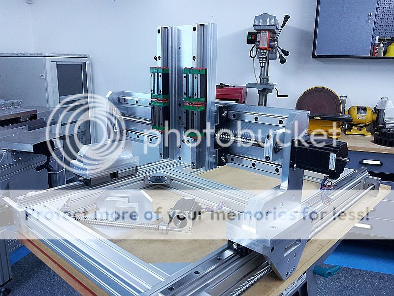 Build Thread cnc router , aluminum frame , pics only ...